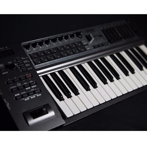 Roland Pcr 300 Usb Midi Keyboard Controller With Auto Map Nego