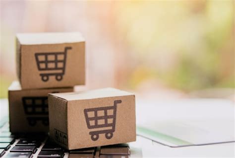 Cómo hacer una devolución en Zara Bershka Amazon y más Mujer México