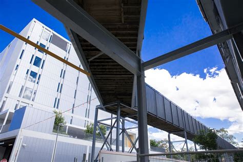 Shipping Container Walkway Keeps Hospital Up And Running During