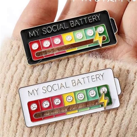 Hot Emotions Enamel Pins Funny My Social Battery Mood Tracker Metal