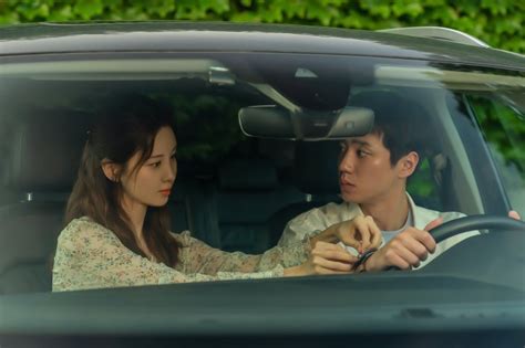 Love And Leashes Picture Movie Hancinema