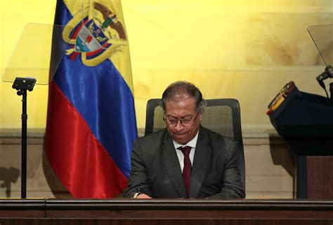 Dardo De Petro A La Corte Constitucional Por Tumbar Compra Exprés De