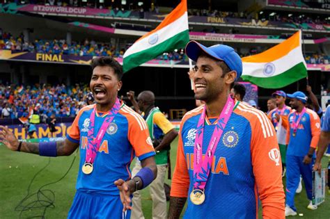 Hardik Pandya And Suryakumar Yadav Dispel Rumours Of Rifts Show Great