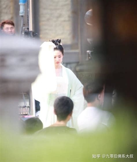 刘亦菲陈晓《梦华录》路透曝光，颜值重回巅峰，阵容强大爆款预定