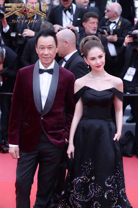 王学圻昆凌携视效灾难钜制《天火》亮相戛纳红毯 中国大片惊艳世人 资讯 光线易视