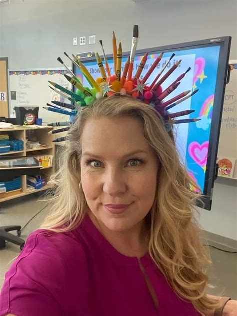 Pin By Wendy On Educadora In 2023 Crazy Hair Day At School Wacky