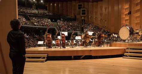 Tout Savoir Sur Une Grande Salle De Concert Et Son Orchestre