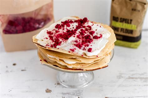 Fitnes Recept Torta Iz Palačink Z Vaniljevo Kremo Gymbeam Blog