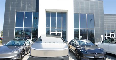 Jury Orders Tesla To Pay 243 Million In Damages After Fatal Crash