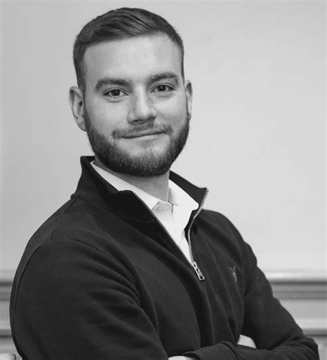 Newprofilepic Matt Dighton