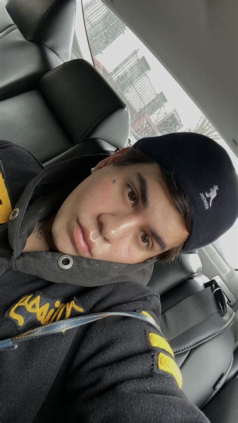 TATTED TWINK On Twitter Someone Kiss Me