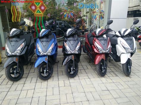 Honda Grazia Colors 2
