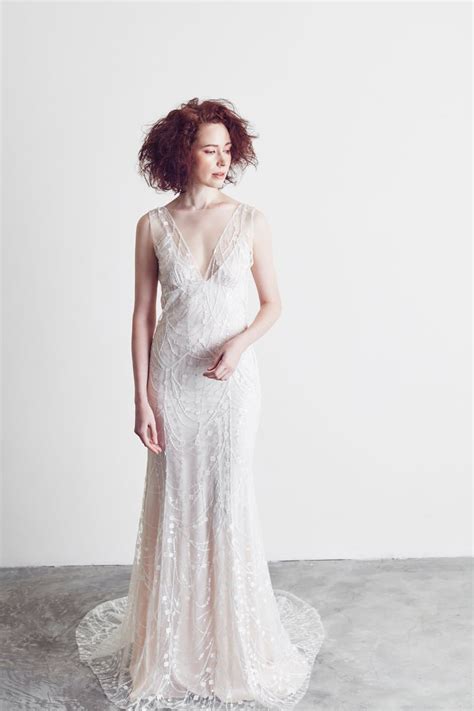 Peony Rice Style Laila 2 In 1 Cosmic Embroidered Lace Deep V Gown