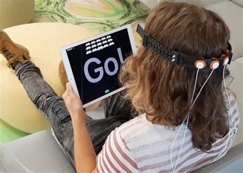 Diy Brain Computer Interface Kit Allows You To Control Things With Your Mind Geeky Gadgets