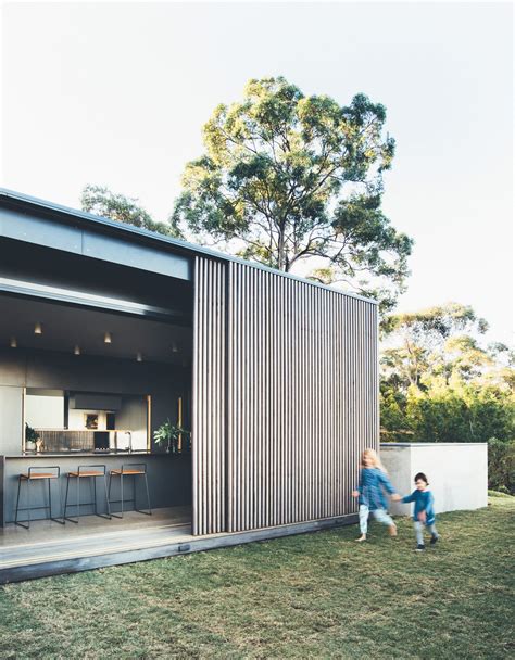Sliding Eucalyptus Screens Wrap House On Australias Sunshine Coast