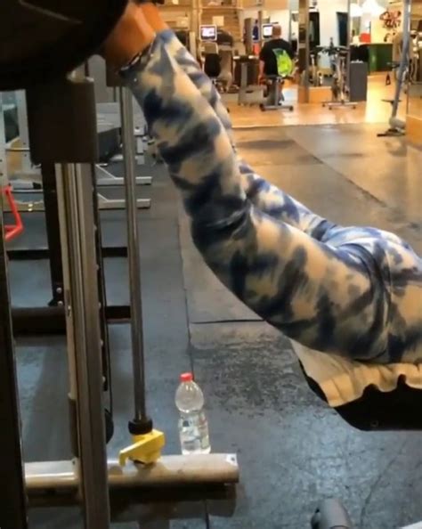 Perfect Form Tumbex