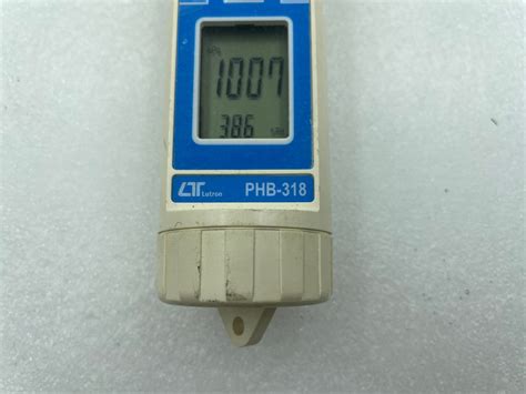 Lutron Phb 318 Humiditytemperature Meter And Barometer Novus Ferro