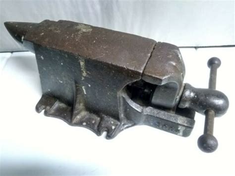 Blacksmith Anvil Forge Benchtop Combination Anvil Vise 380a Antique