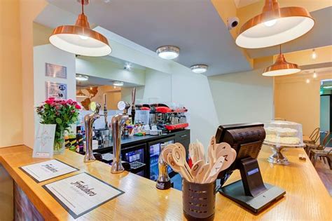 Compass Cafe Bar Blackpool Restaurant Reviews And Photos Tripadvisor