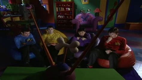 The Wiggles Wigglehouse Segment Spooked Wiggles 1998 Video Dailymotion