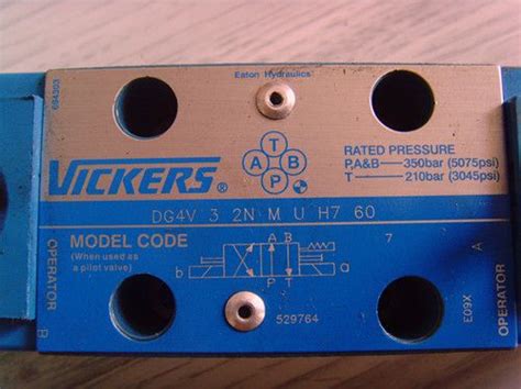 电磁阀dg4v 3 2a M U H7 60 Vickers Vickers威格士 九正建材网