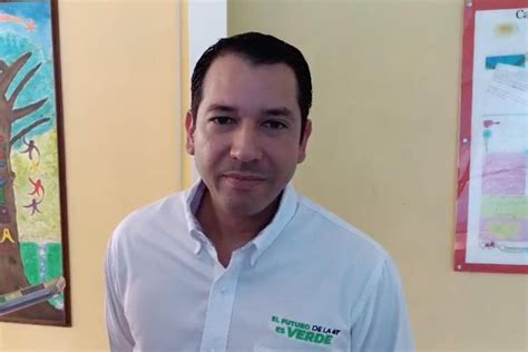 No Ando Buscando Chamba Vélez Tras No Aparecer En Primeros