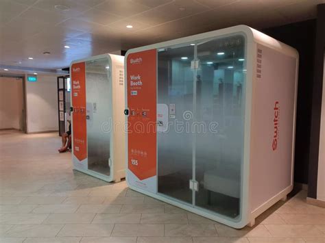 Shopping Mall In Singapore Mbs Editorial Photo Image Of Beauty