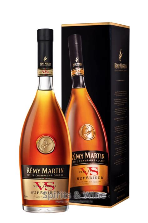 Remy Martin VS Superieur - Konjaks - Spirits & Wine