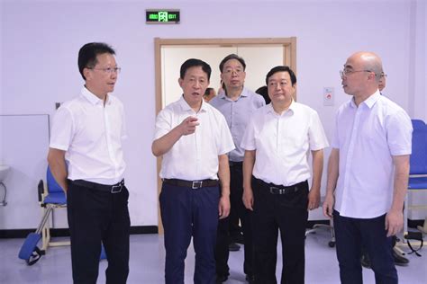省政协副主席胡刚一行来院开展加快完善老年健康服务体系专题调研工作 泰州市中医院官网