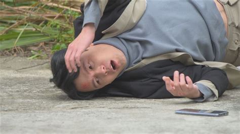 飛奔從2樓跳下！本土劇男星驚吐痛到「躺床起不來」手機螢幕全部炸裂 娛樂星聞