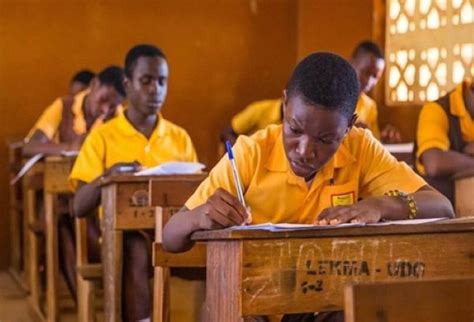 Csa Cautions Jhs Graduates Families Of Results Shs Placement Scammers Education