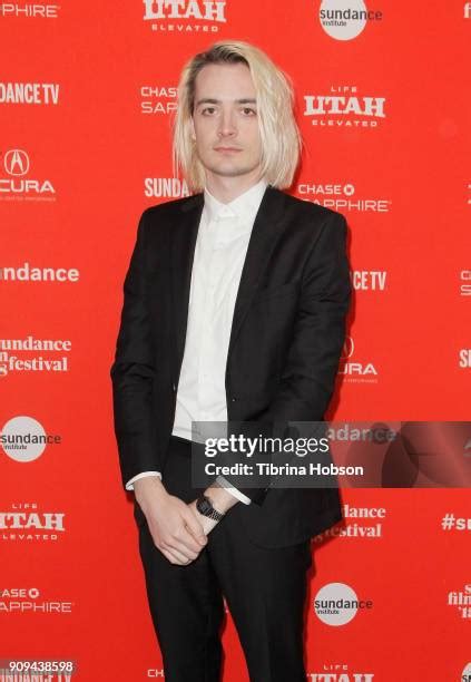 Titanic Sinclair Photos And Premium High Res Pictures Getty Images