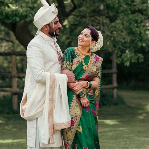 Sonalee Kulkarni Wedding Photos अप्सरा सजली नवरी नटली पहा