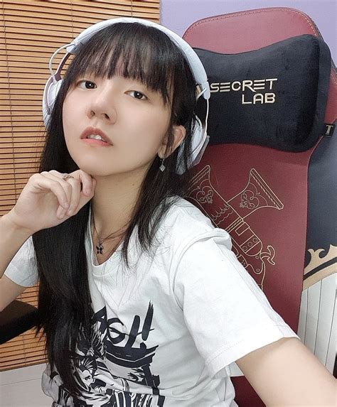 Fw Vtuber Ptt