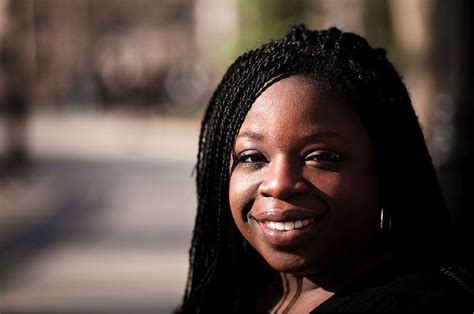 Inside Digital Lola Bakare How This Social Media Strategist Launched