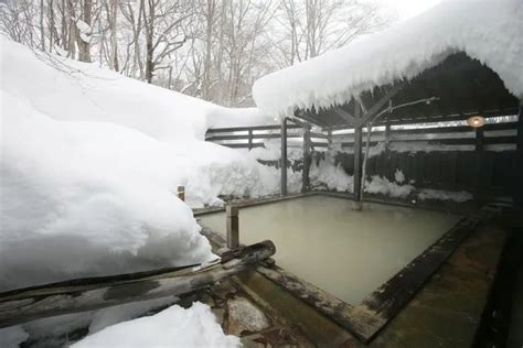 東京からも意外と近い。秋田の秘湯「乳頭温泉郷」