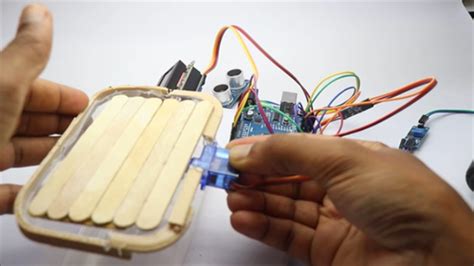 arduino powered wet and dry garbage segregation system 6 steps with