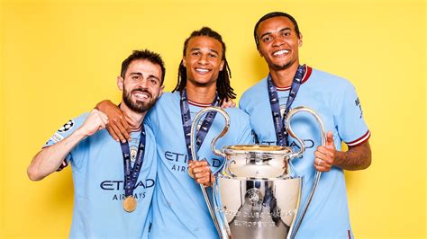 Hinter Den Kulissen Mit Champions League Gewinner Manchester City