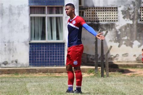 Atacante destaque na base do Bahia está defendendo clube da 2ª