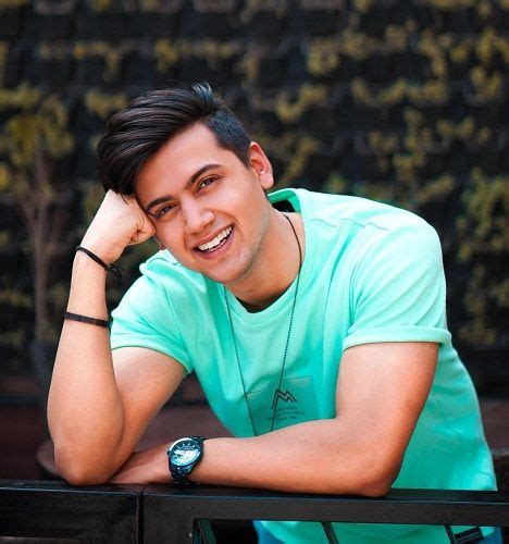 Mohak Narang हाइट उम्र बॉयफ्रेंड परिवार Biography In Hindi News