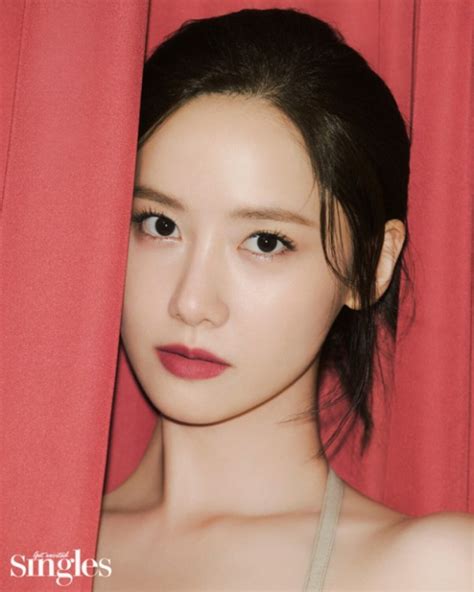 Singles Magazine Releases Pictorial With Girls Generations Yoona