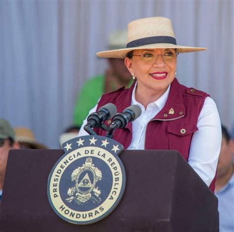 Políticos Felicitan A La Presidenta Xiomara Castro Por Su Cumpleaños