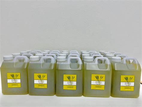 รับผลิต ขายส่งน้ำมันตะไคร้หอมกันยุง ราคาส่ง สำหรับผู้ประกอบการ ต้องการใช้จำนวนมาก ติดต่อที่นี่