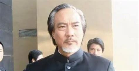 香港武打巨星徐少强去世腾讯新闻