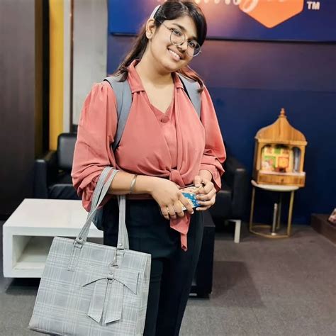 Divya Singh Divya3007singh • Threads Say More