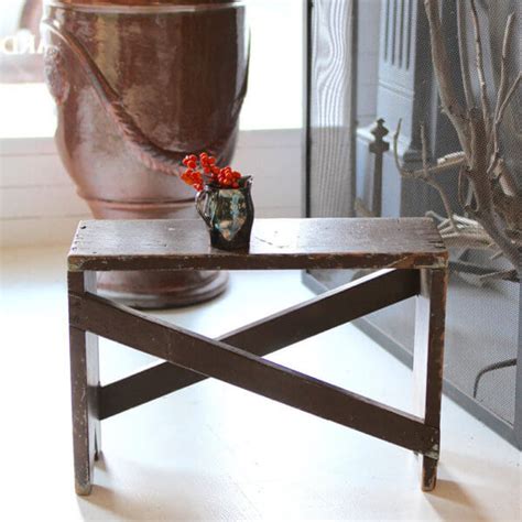 Stockbridge Petite Primitive X Bench Nora Murphy Country House