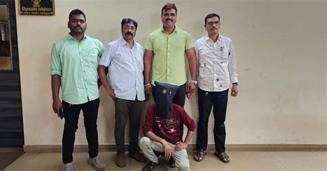 गोठ्यांमधील गाई चोरून विक्री करणाऱ्या चोराला केले जेरबंद पोलीस