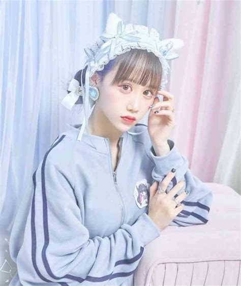 「細すぎ」と騒然、体重395キロの人気tiktokerゆりにゃ、バキバキ腹筋で「関コレ」ランウェイ ガールズちゃんねる Girls