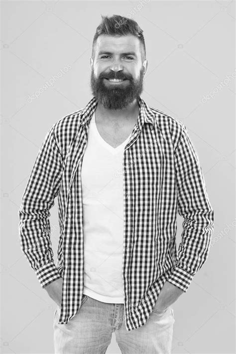 Barbudo Y Feliz Aspecto Hipster Barba De Moda Y Concepto De Barbero