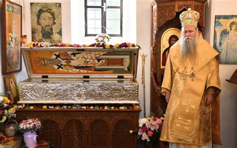 Митрополит Јоаникије У вријеме Светог Арсенија се освештала наша отаџбина Српска Православна